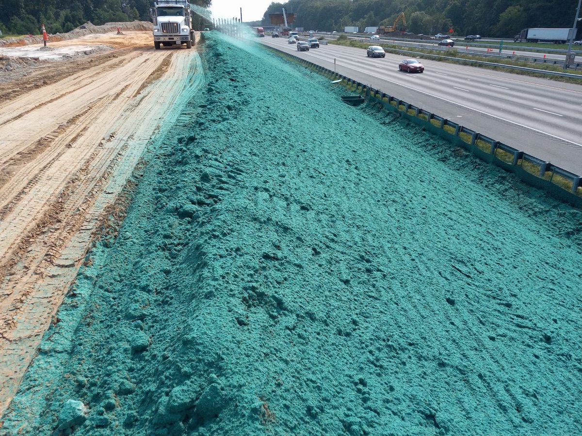 A Better Hydraulic Mulch: 4 Reasons to Choose EarthGuard